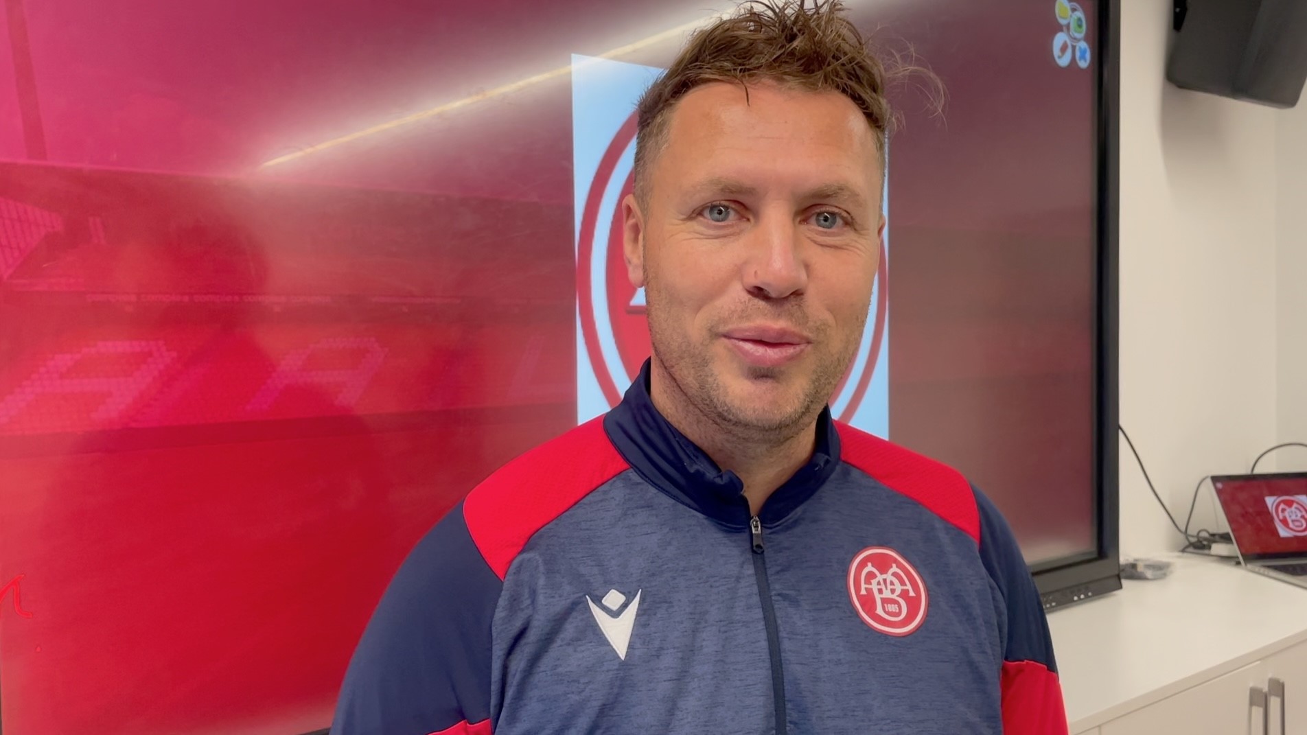 Menno van Dam før opgøret i Lyngby